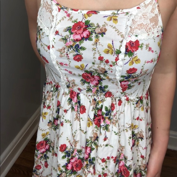 Timing | Dresses | Timing White Floral Crotchet Lace Midi Sun Dress S ...